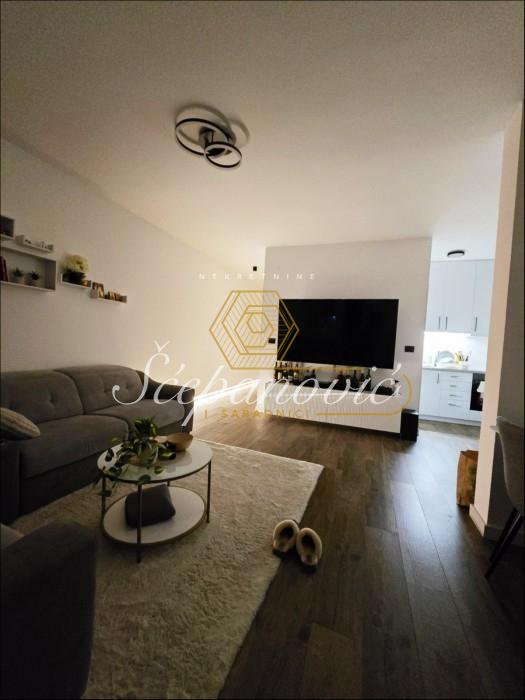 Četvorosoban stan na prodaju, Novo Naselje, Novi Sad, 87m², 320.000 €