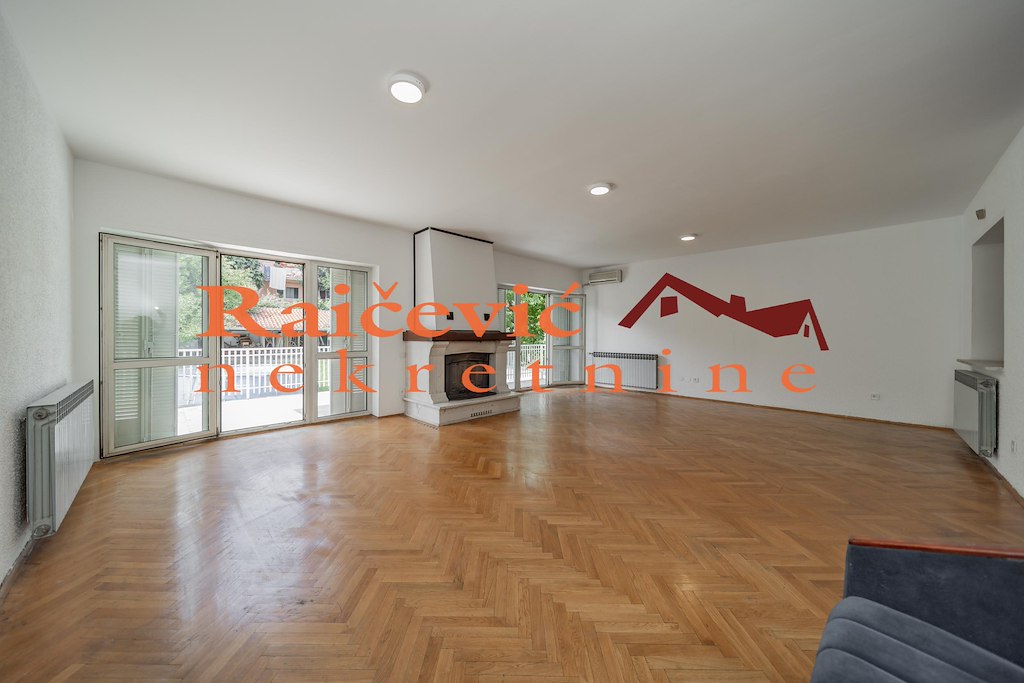Kuća za izdavanje, Voždovac, Beograd, 604m², 5.300 €/mes