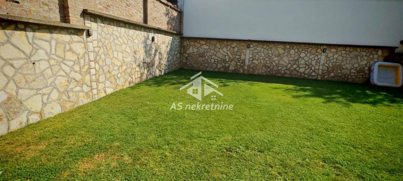 Četvorosoban stan za izdavanje, Senjak, Beograd, 150m², 2.200 €/mes