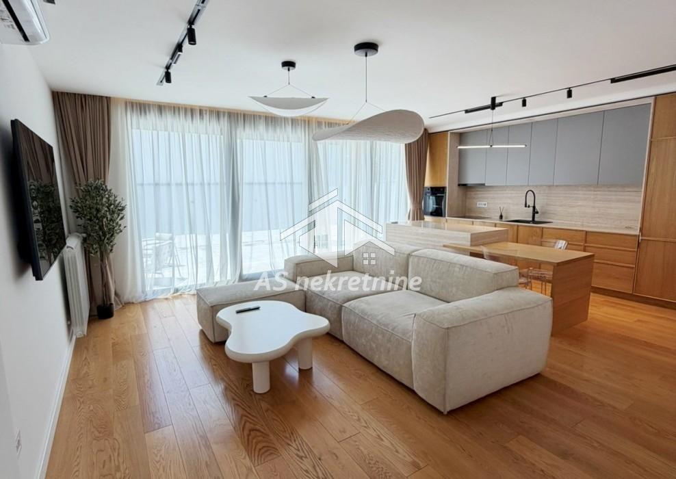 Trosoban stan za izdavanje, Crveni Krst, Beograd, 125m², 2.000 €/mes