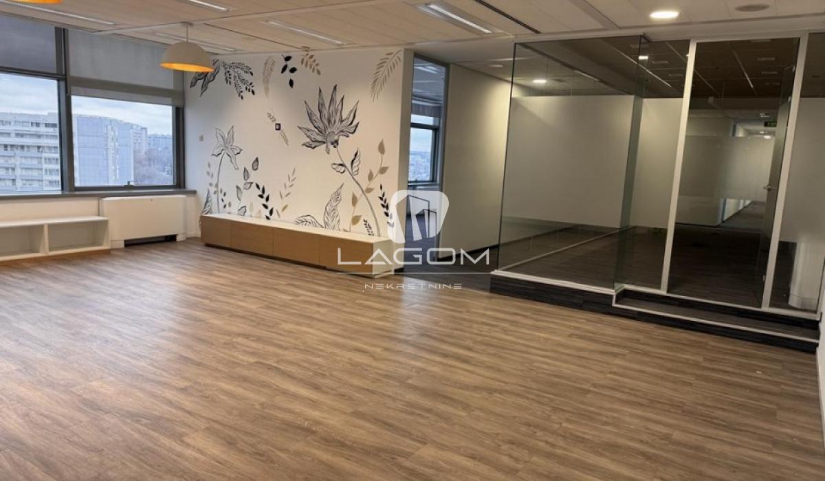Lokal za izdavanje, Blok 67 – Belville, Beograd, 838m², 15.595 €/mes