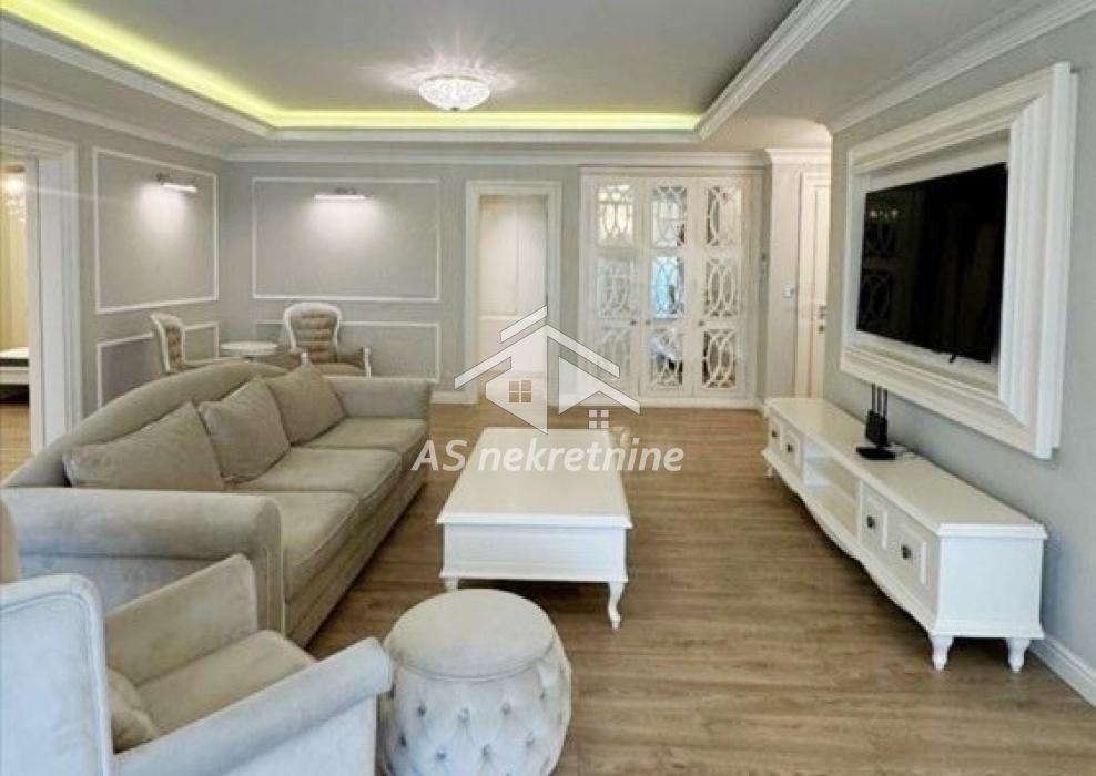 Petosoban stan za izdavanje, Senjak, Beograd, 215m², 5.000 €/mes