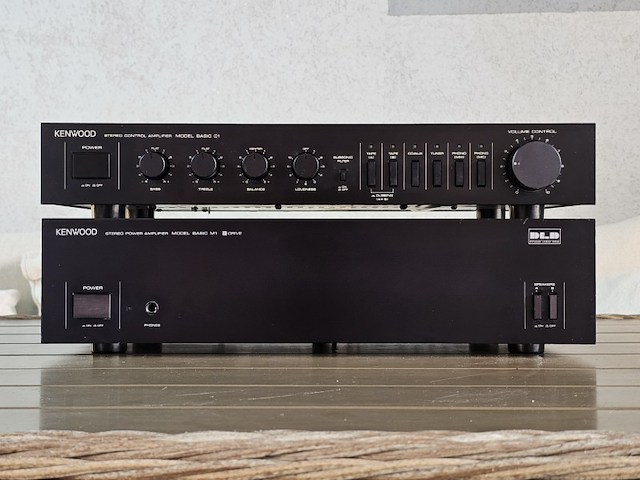 Kenwood Basic M1 &; Kenwood Basic C1