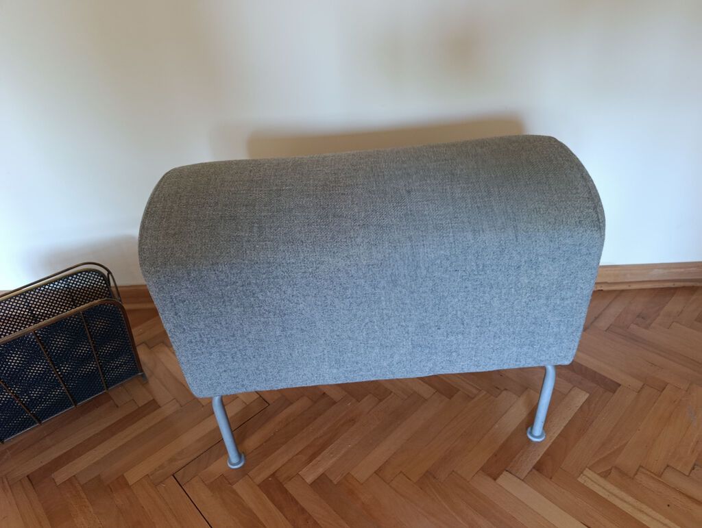 Tabure/klupa za sedenje – siva tkanina, metalne nogice -