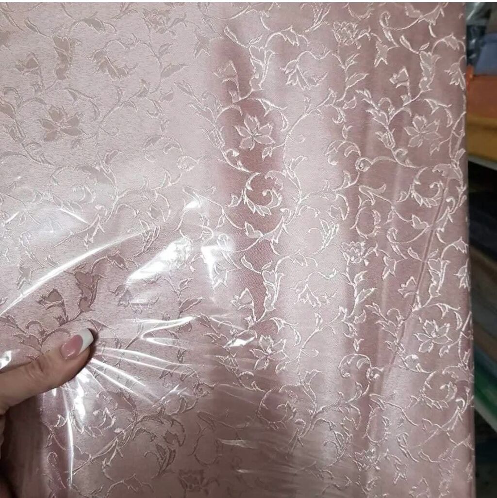 Fa, Jacquard dekorativna tkanina sa reljefnim floralnim uzorkom -