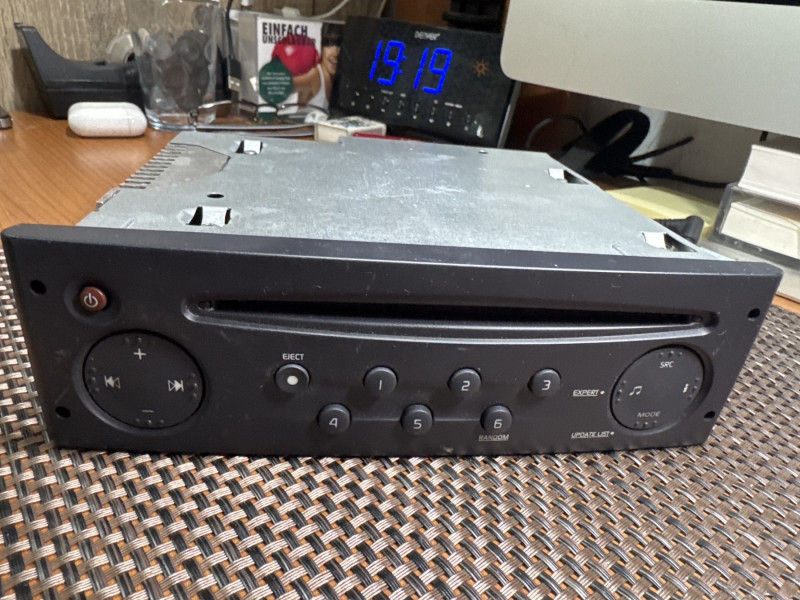 Radio za Reno Clio 2