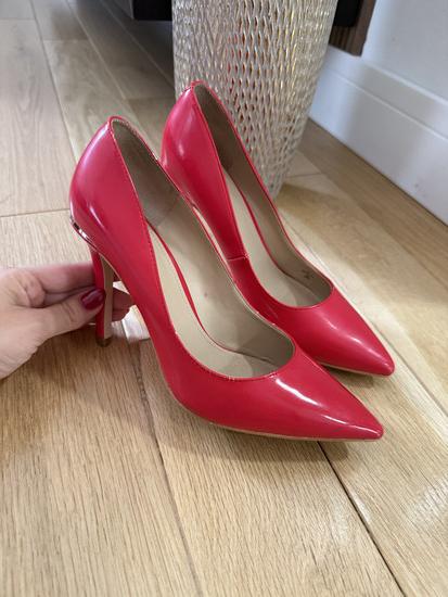 Guess salonke 37