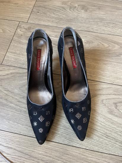 Original Laura Biagiotti salonke