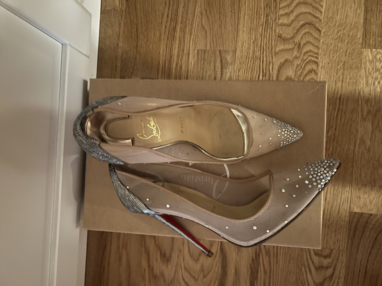 Christian Louboutin štikle ORIGINAL