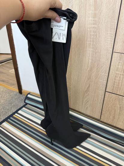 Zara nove crne čarapa čizme SNIZENO