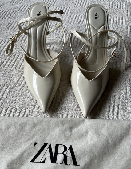 Zara bele salonke