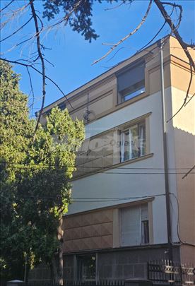 CRVENI KRST, 61 m2, 1. sprat, terasa, dvorište