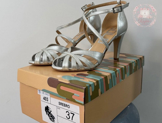 DANAS 5500%%%Solo shoes nove štikle