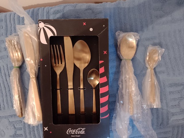 Koka kola escajg set od 24 komada