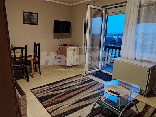 0,5 garsonjera 25m2,vlasnik