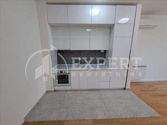 Izdaje se dvoiposoban stan kod Doma Zdravlja, 66m2