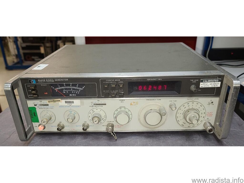 HP-8640B signal generator