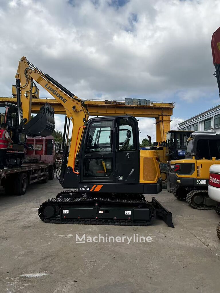 Novi LiuGong 906F bager guseničar