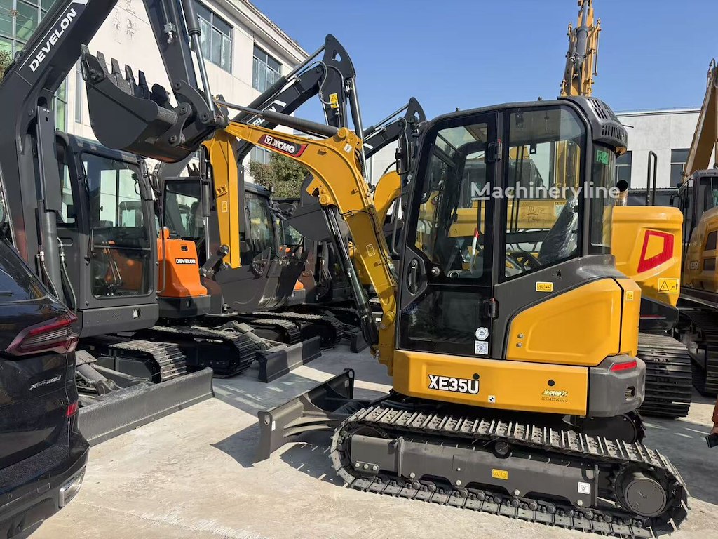 Novi XCMG XE35U mini bager