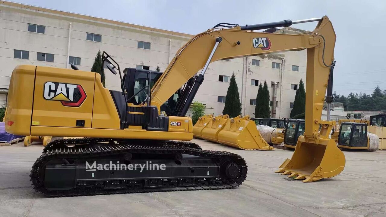Novi Caterpillar 330GC bager guseničar