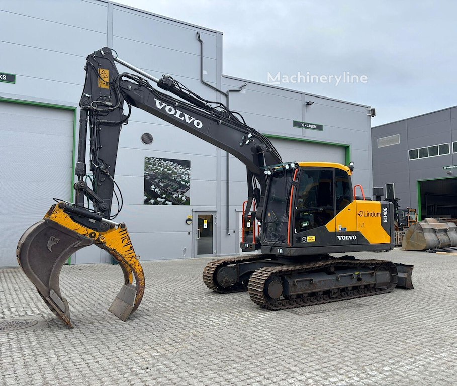 Volvo EC 140 EL bager guseničar