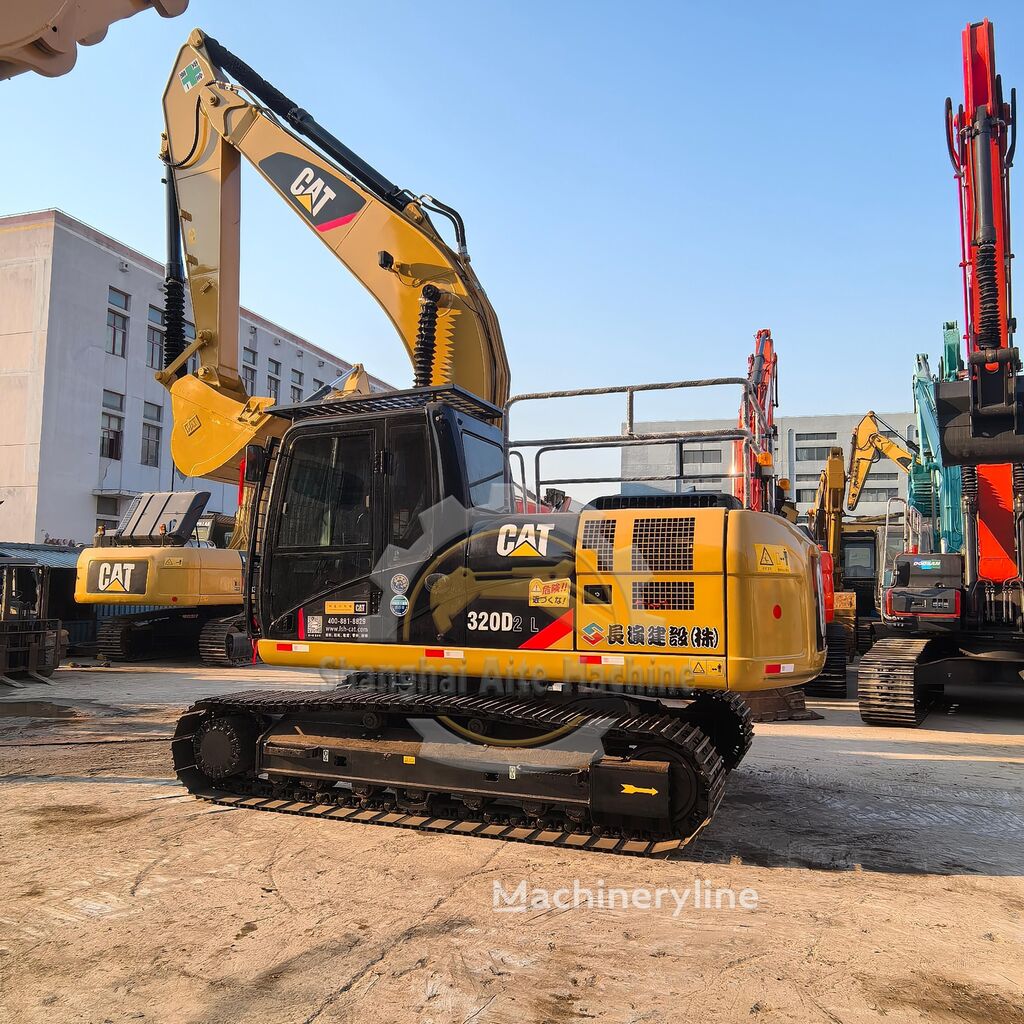 Caterpillar 320D2L bager guseničar