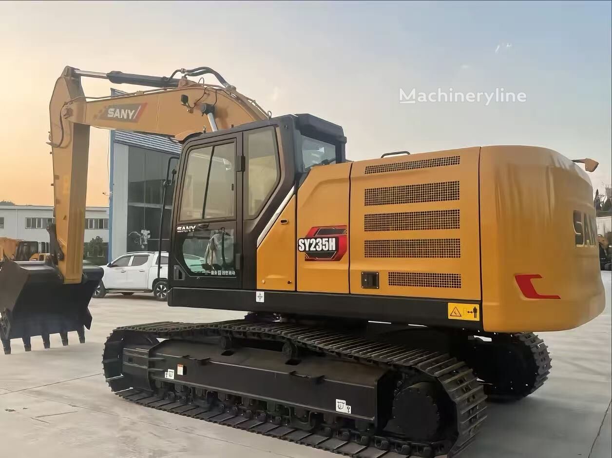 Novi Sany SY 235H bager guseničar