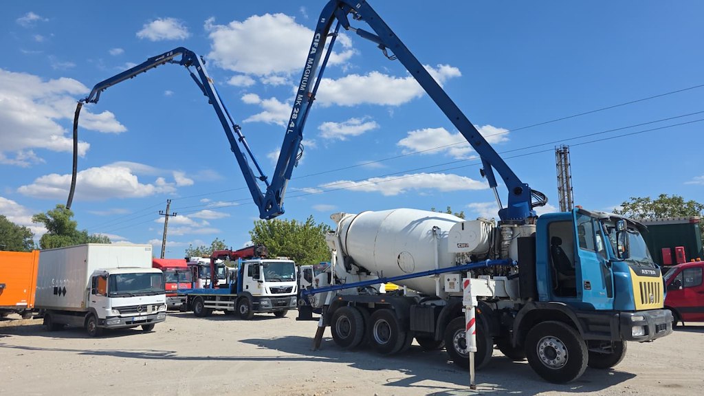 Cifa Magnum MK 28.4 L na šasiji Astra Veicoli 84 44 - 8x4 / Cifa Magnum MK 28.4 . - Pumix kamion s mešalicom za beton