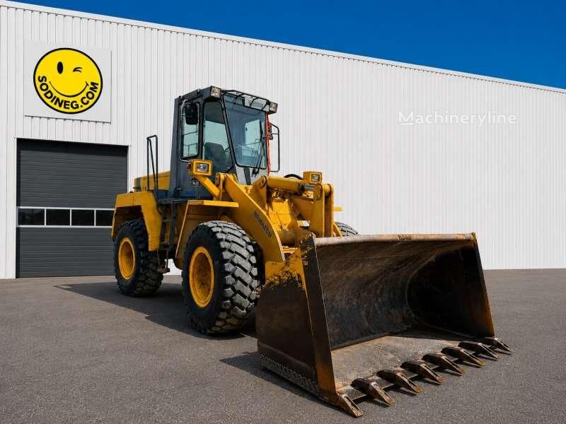 Komatsu WA 250 prednji utovarivač