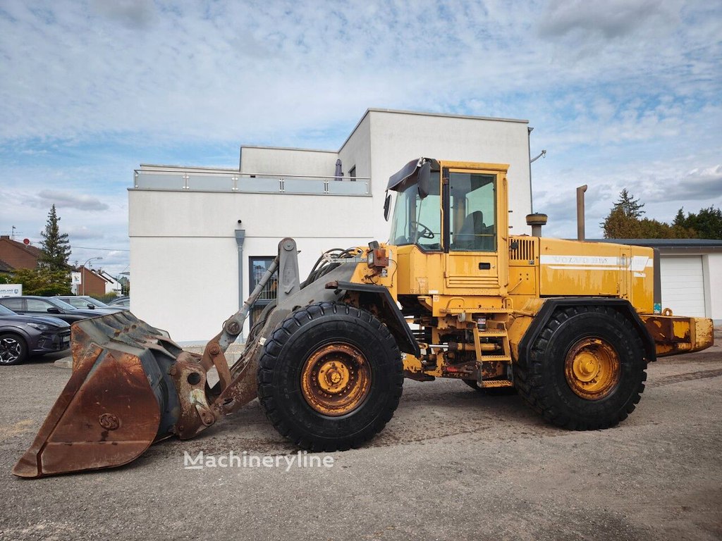 Volvo L120 C prednji utovarivač