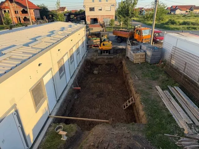 KOPANJE BAZENA BAGEROM