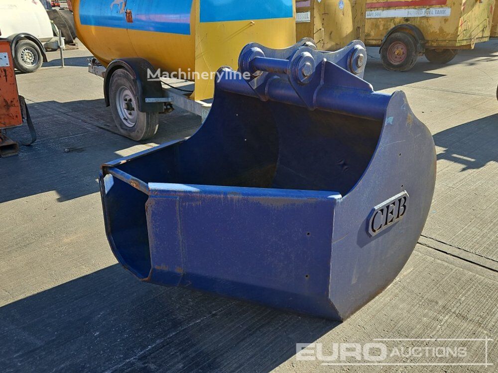 Prodaje se CEB 44" Concrete Pouring Bucket 65mm Pin to suit 13 Ton Excavato kašiku za bager na aukciji