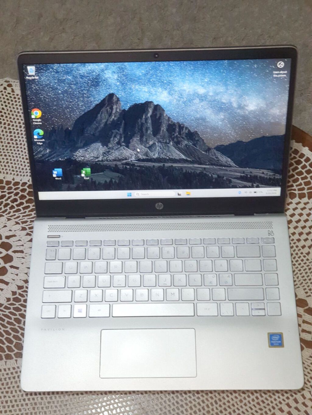 Prodaje se ispravan laptop HP Pavilion 14 Velicina panela je 14 inca