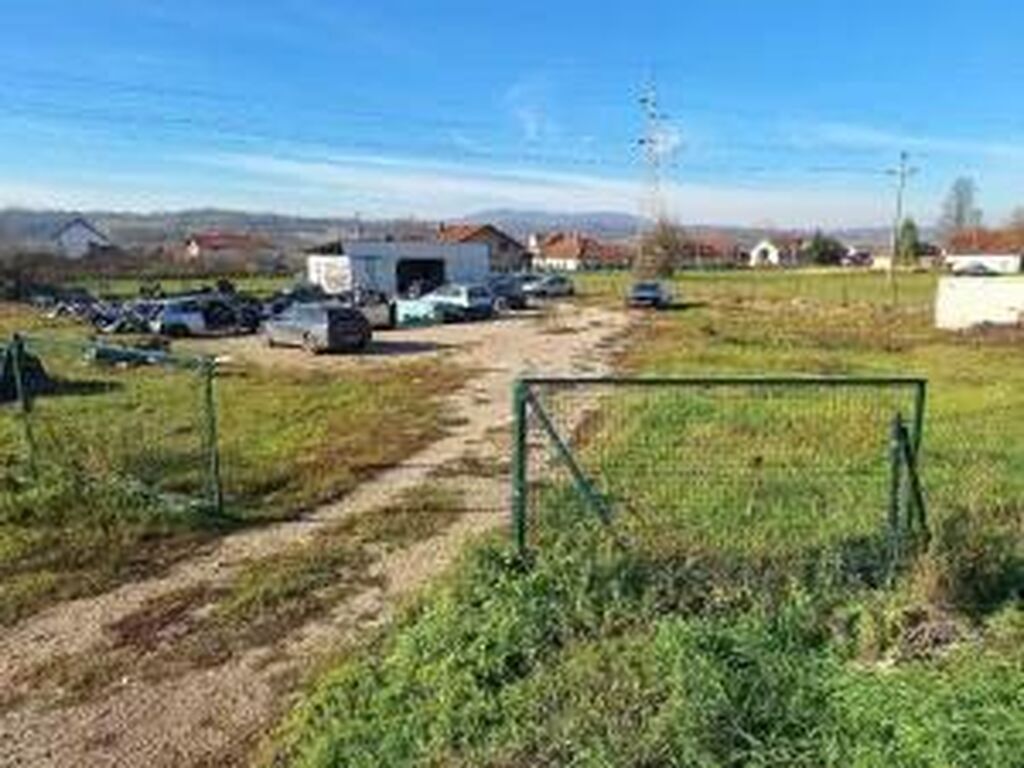 MLADENOVAC, 29.7 AR | Osnovne informacije Površina zemljišta 29.7
