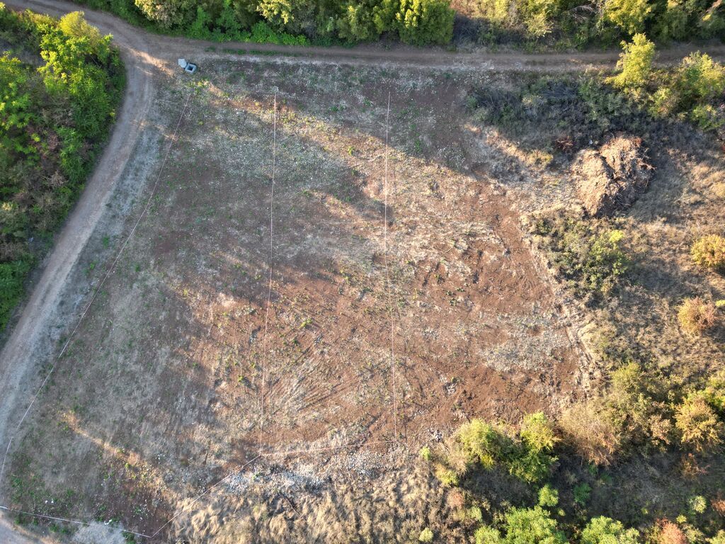Građevinsko zemljište – više parcela - Lokacija: mirno, zelenilom