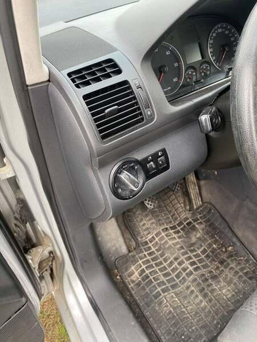 NEBO ZA VOLKSWAGEN TOURAN OD 2003. DO 2006. GOD. | Polovni Delovi za