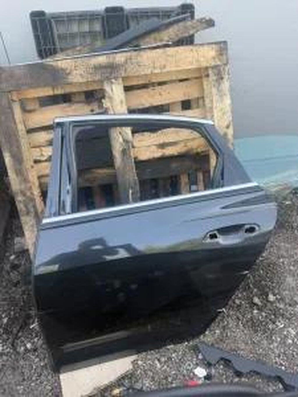 AUDI A6 C8 2020 DELOVI ZADNJA LEVA VRATA | Audi delovi zemun A1 a3