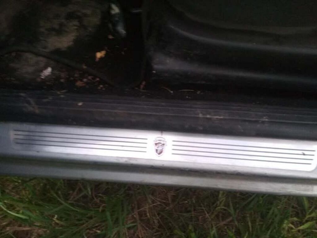 GHIA LAJSNE ZA PRAGOVE ZA FORD FOCUS OD 1998. DO 2004. GOD. | Lajsne