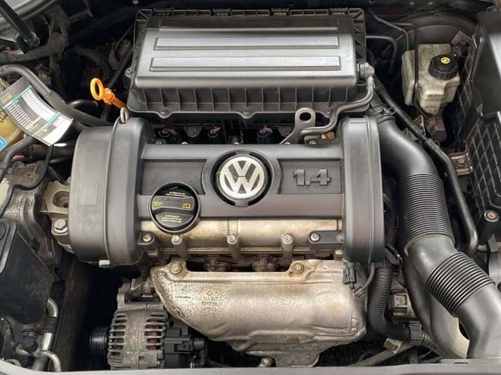 MOTOR 1.4 16V ZA VOLKSWAGEN GOLF 5 OD 2003. DO 2009. GOD. | Polovni
