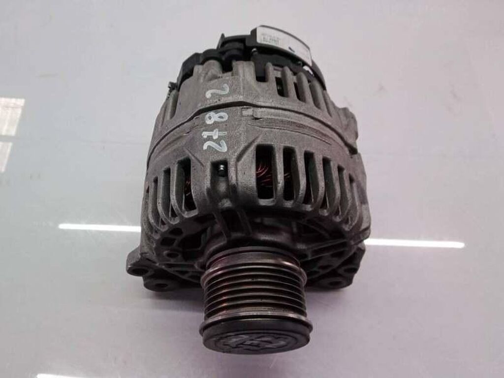 ALTERNATOR ZA VOLKSWAGEN GOLF 4 OD 1998. DO 2006. GOD. | Polovni