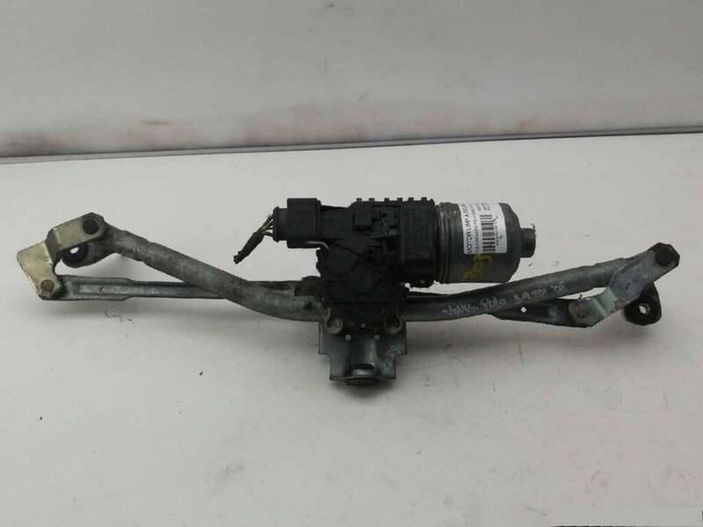 MOTOR I POLUGA BRISAČA ZA VOLKSWAGEN POLO OD 2001. DO 2010. GOD. |