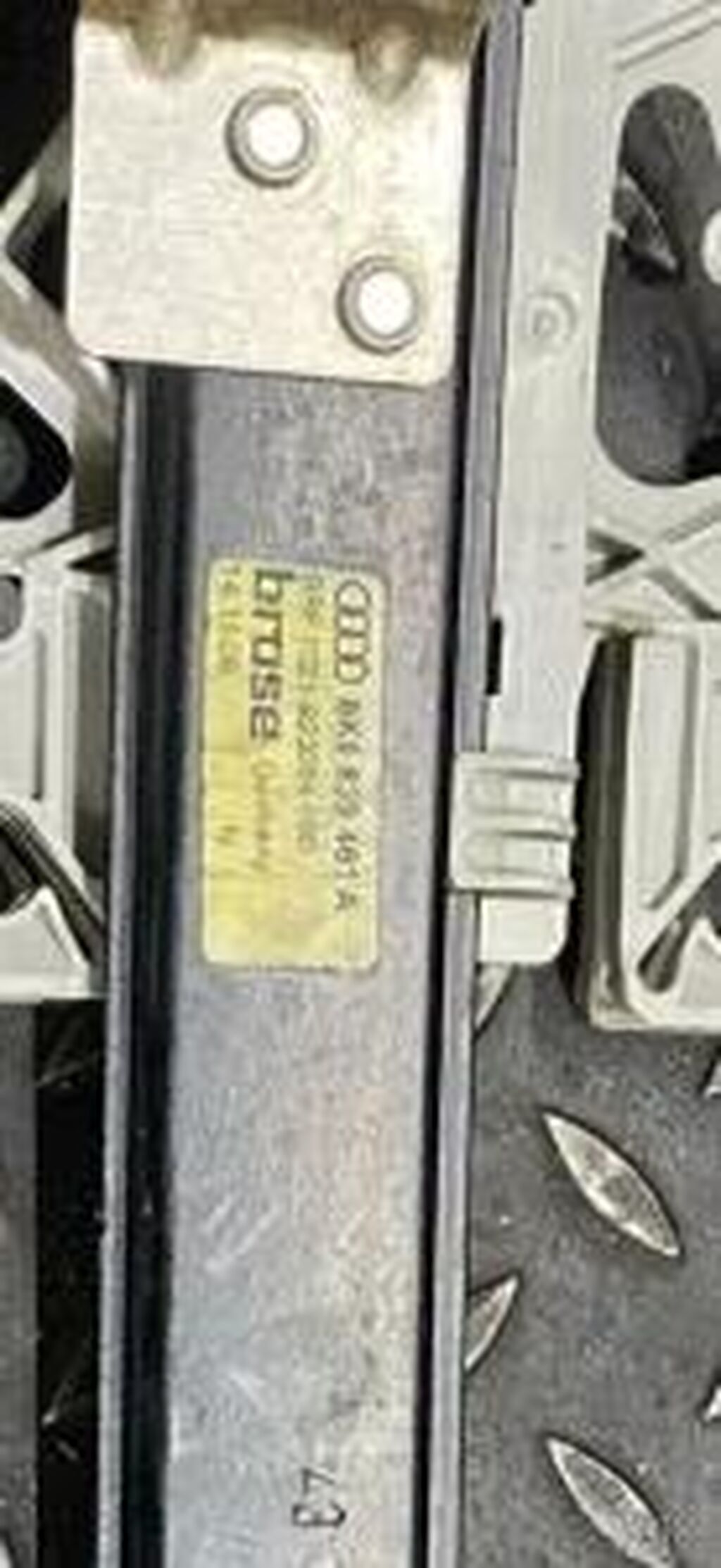 PODIZAC STAKLA PROZORA MEHANIZAM 8K0839461H | Audi vw delovi zemun