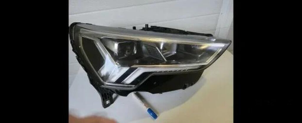 AUDI Q3 2 DESNI FAR 83A941034 | Audi vw delovi ALTINA ZEMUN