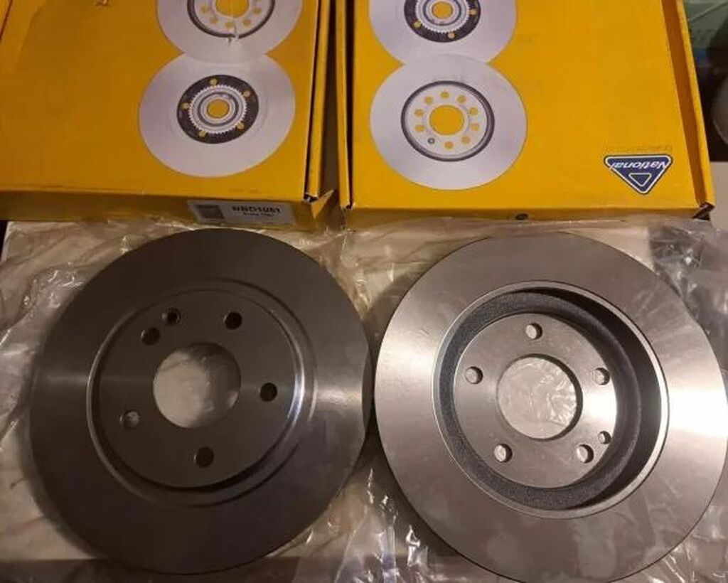 DISK PREDNJI MERCEDES A KLASA W168 A190 A210 BENZINAC 99-04 |