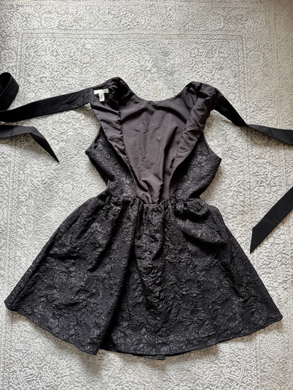 H&M haljina SNIZENJE 1900