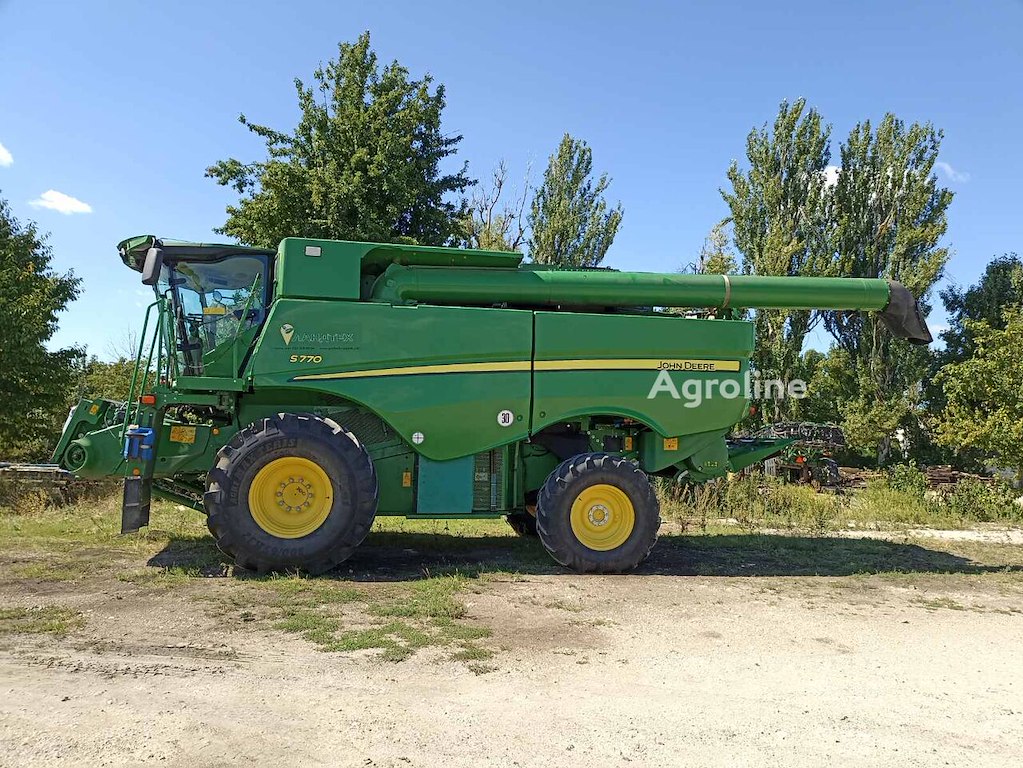 John Deere S770 kombajn za žito