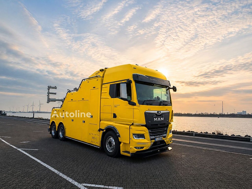 Novi MAN TGX 33.640 6x4 BB CH YELLOW šlep auto