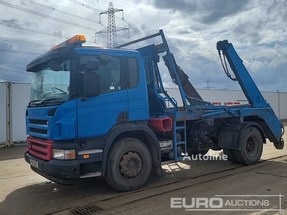 Prodaje se Scania P230 kamion podizač kontejnera na aukciji