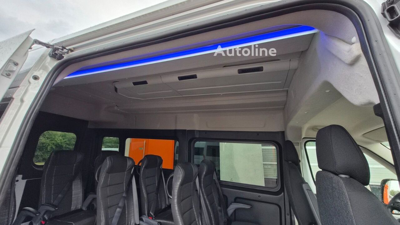 Novi Peugeot Boxer putnički minibus