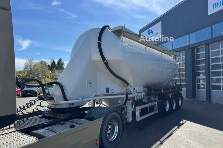 Feldbinder Cementsilo Feldbinder 37m3 mit Lenkachse cisterna za prevoz cementa